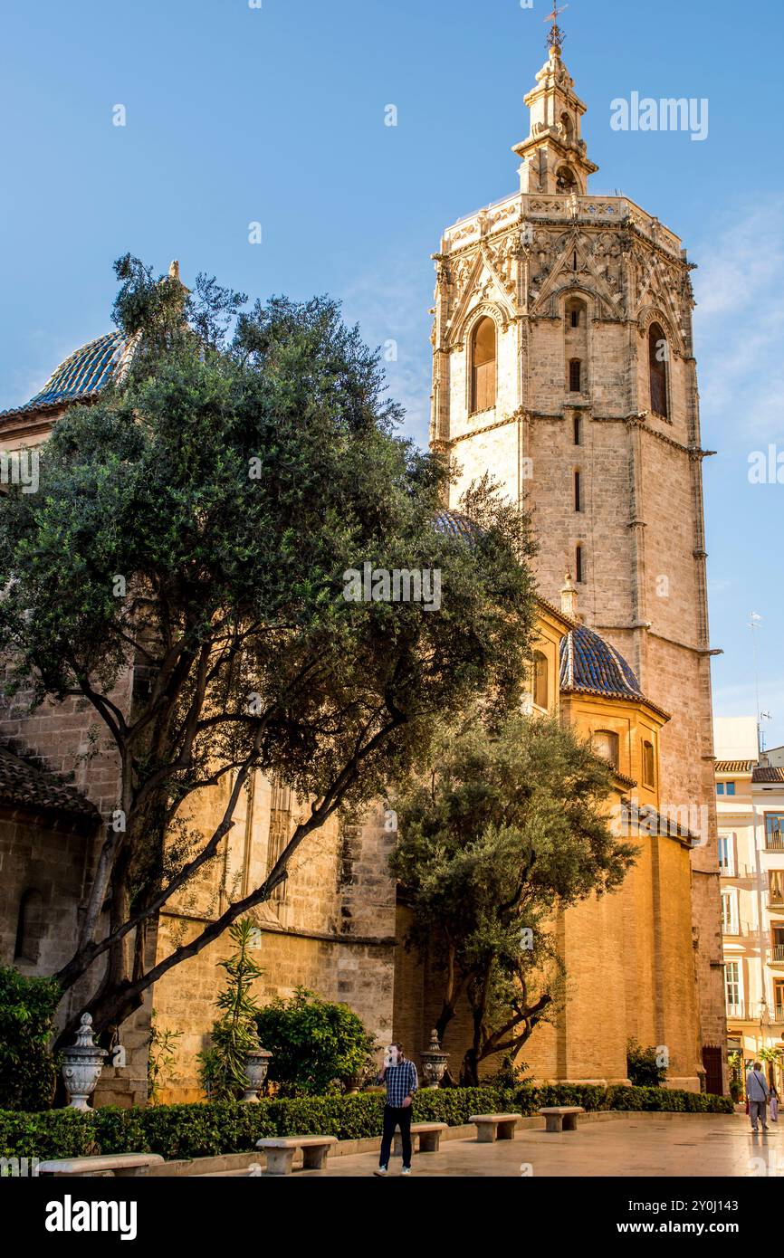 Miguelete Tower (El Miguelete) is the bell tower for the Valencia ...