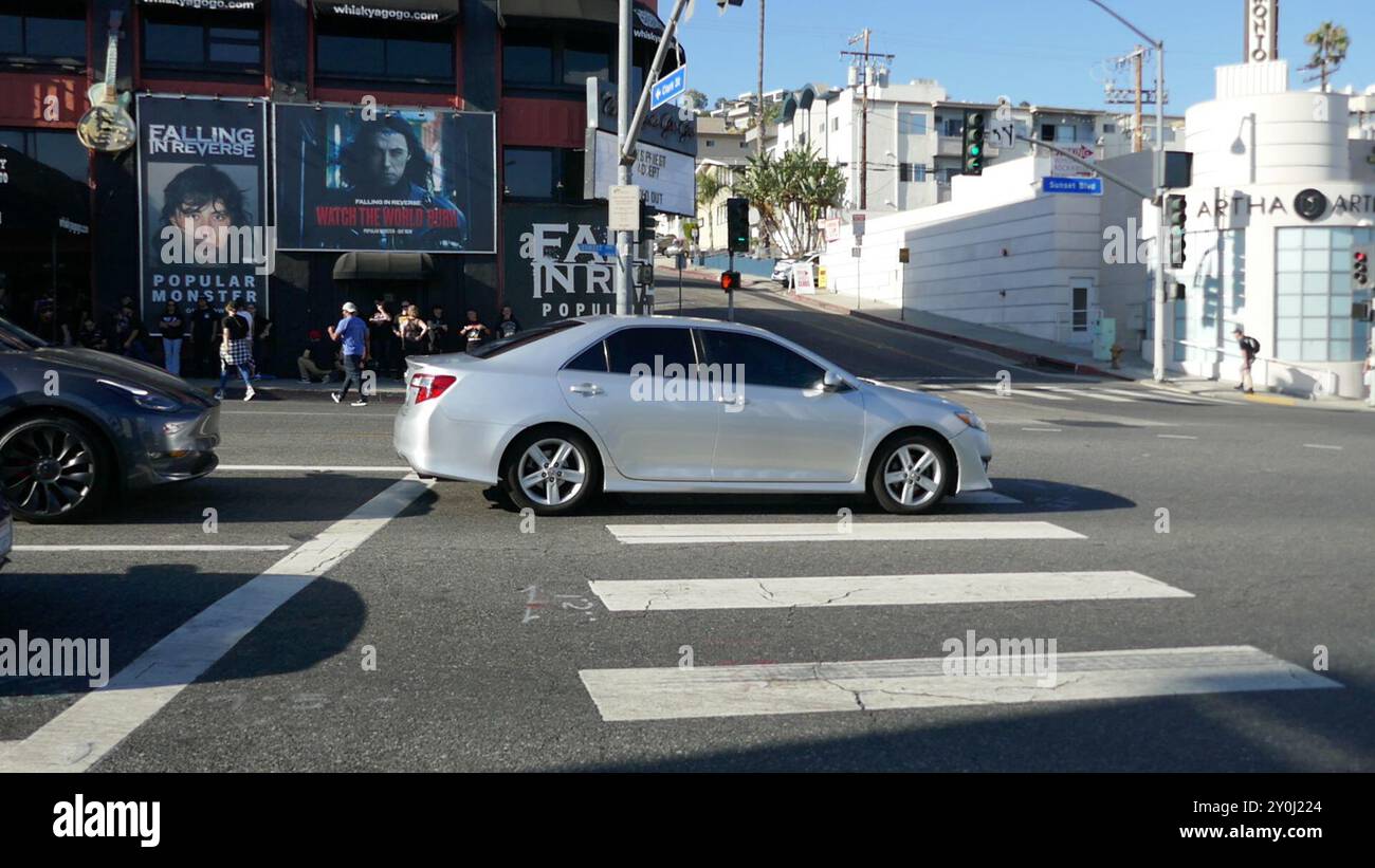 Car blocking crosswalk hi-res stock photography and images - Alamy