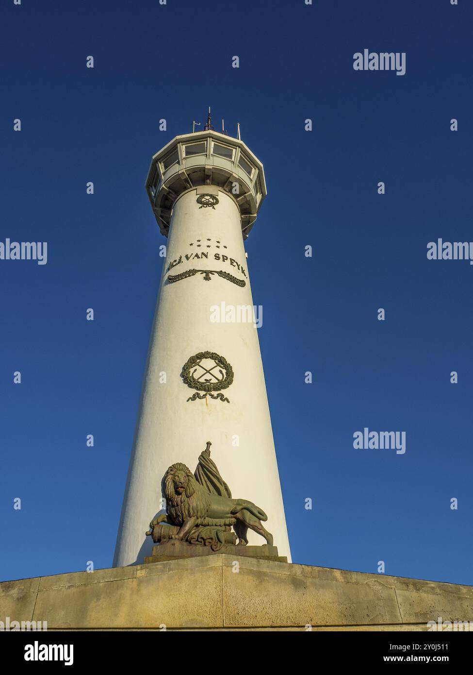Aan font hi-res stock photography and images - Alamy