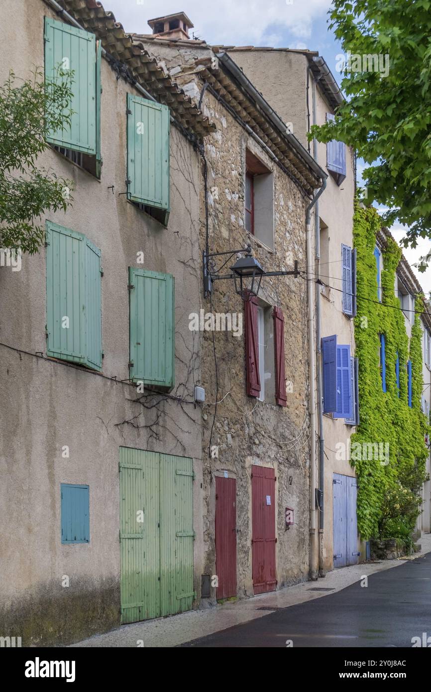 Picasso south of france portrait hi-res stock photography and images ...