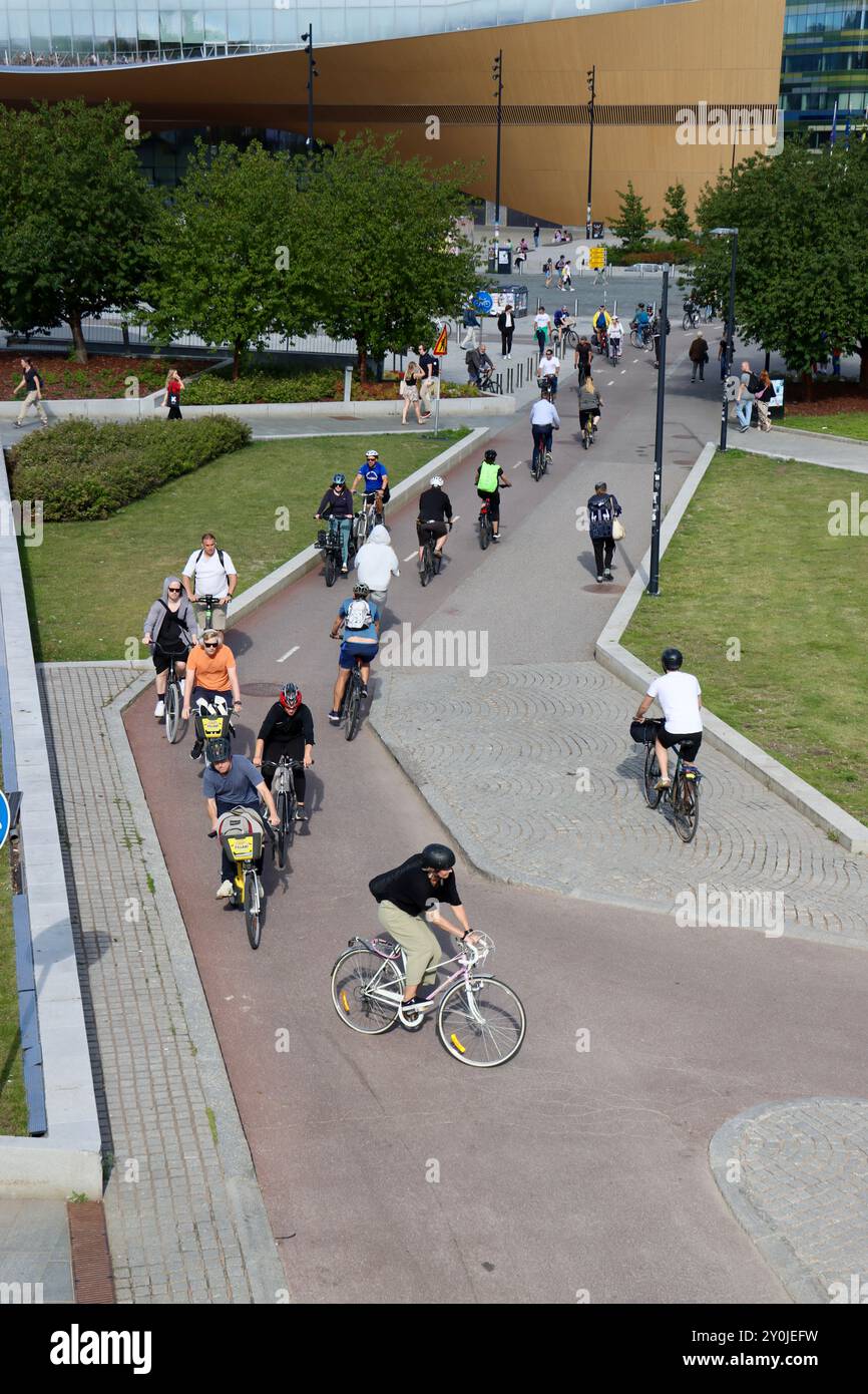 The bicycle lanes in central Helsinki across from the new public ...