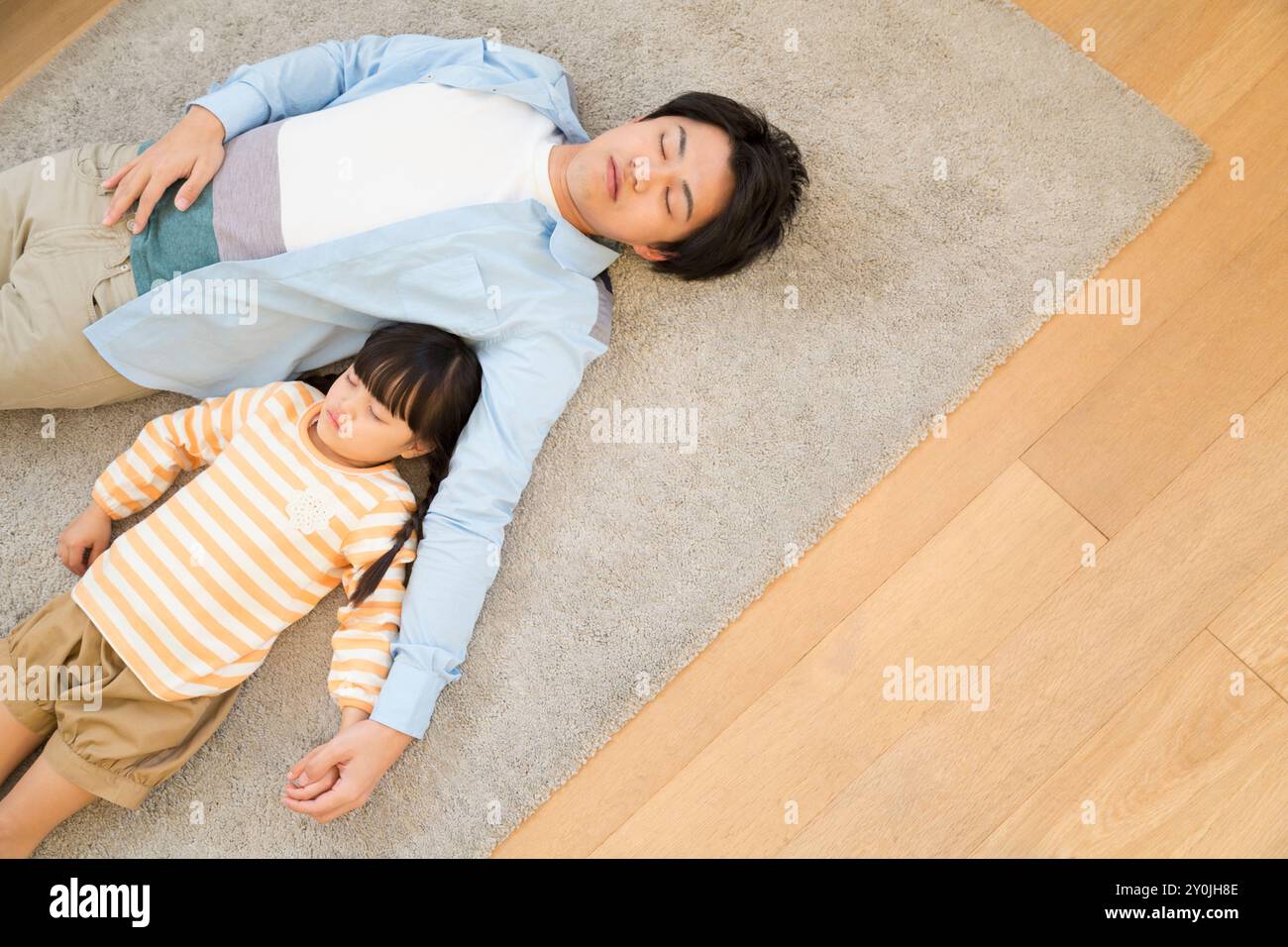 Father daughter napping hi-res stock photography and images - Alamy