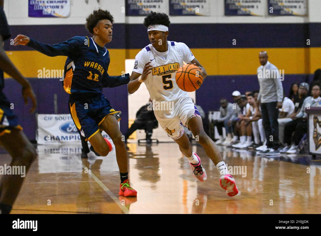 Lynwood Knights point guard Jason Crowe Jr (5) during a CIF Southern ...