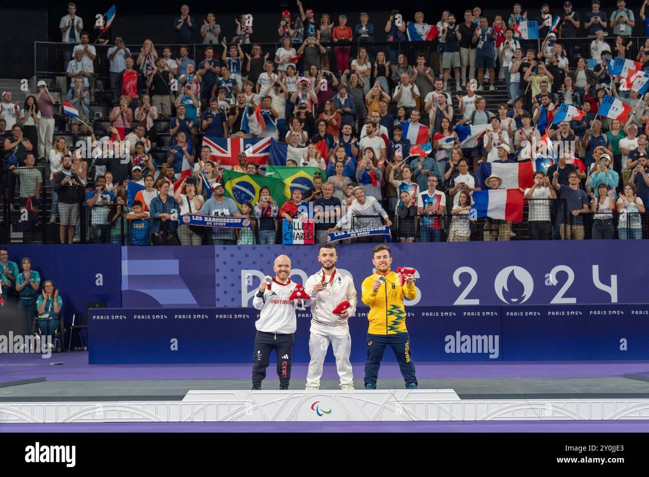 Paris, France. 2nd Sep, 2024. Gold medalist Charles Noakes (C) of ...