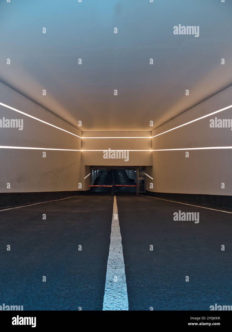 Entrance parking lot factory vehicle hi-res stock photography and ...