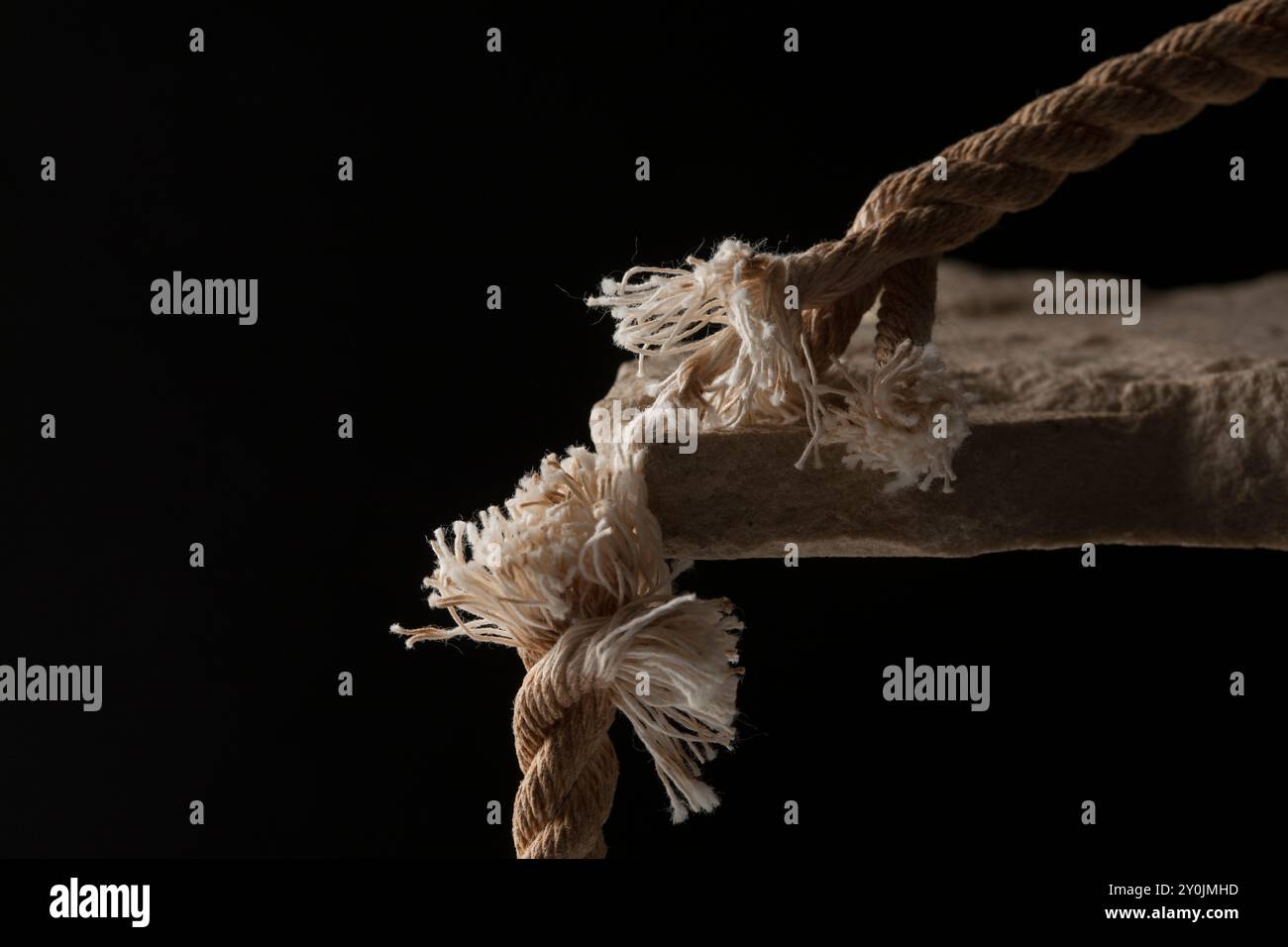 Cut the rope hi-res stock photography and images - Alamy