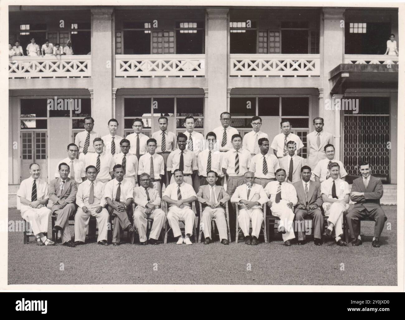 1950s school building hi-res stock photography and images - Alamy