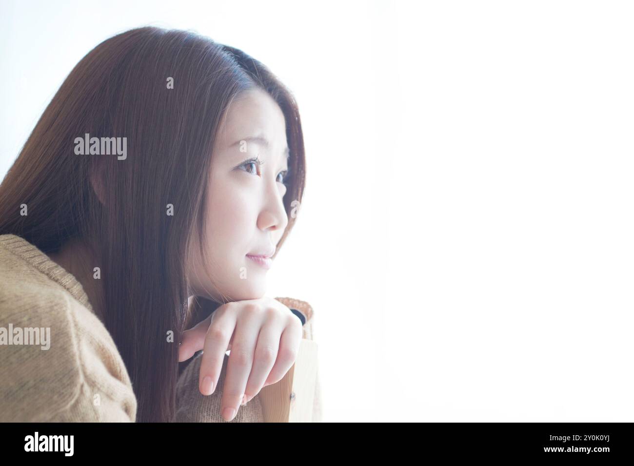 Upper body profile young hi-res stock photography and images - Alamy