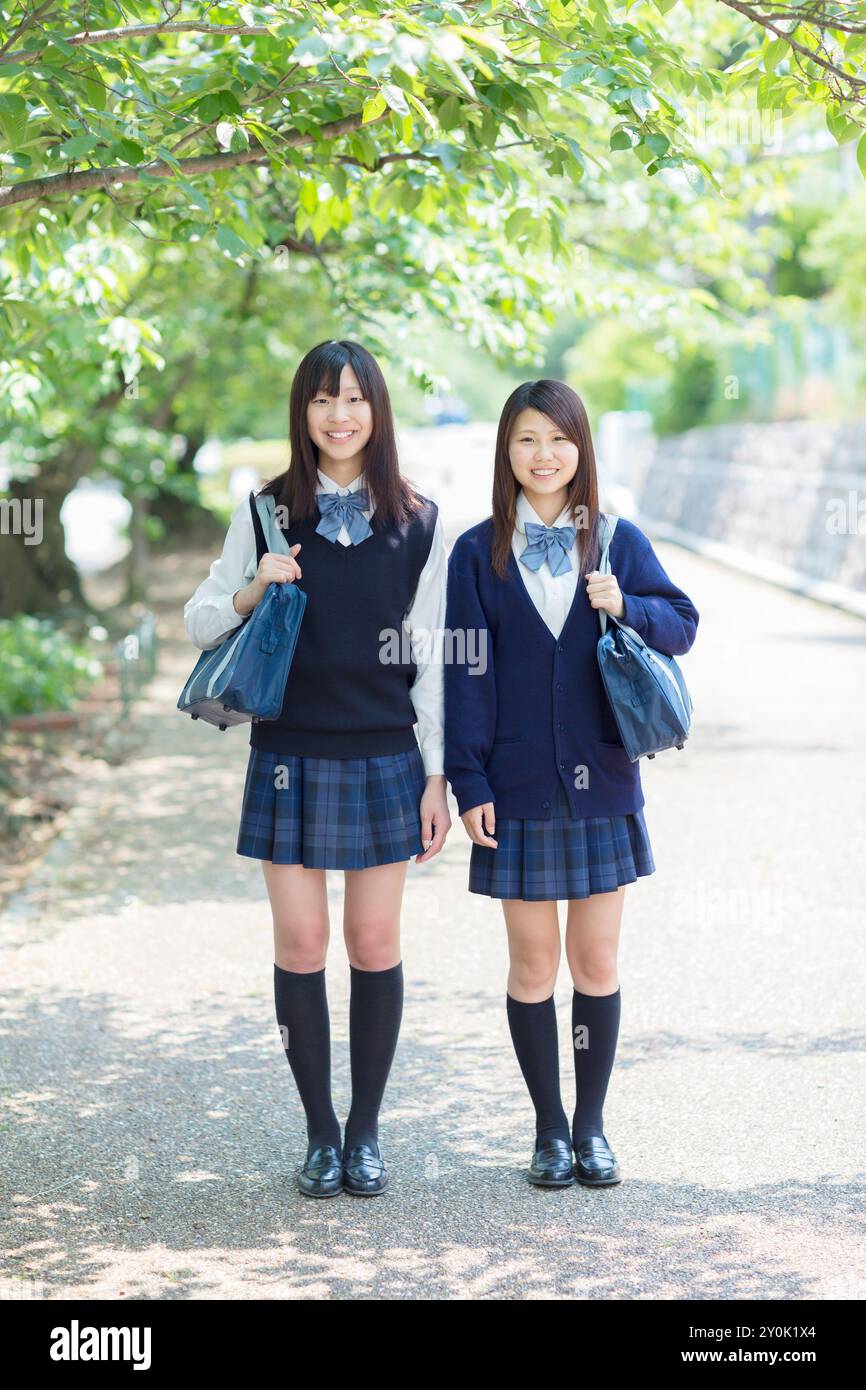 Japanese school girls hi-res stock photography and images - Alamy