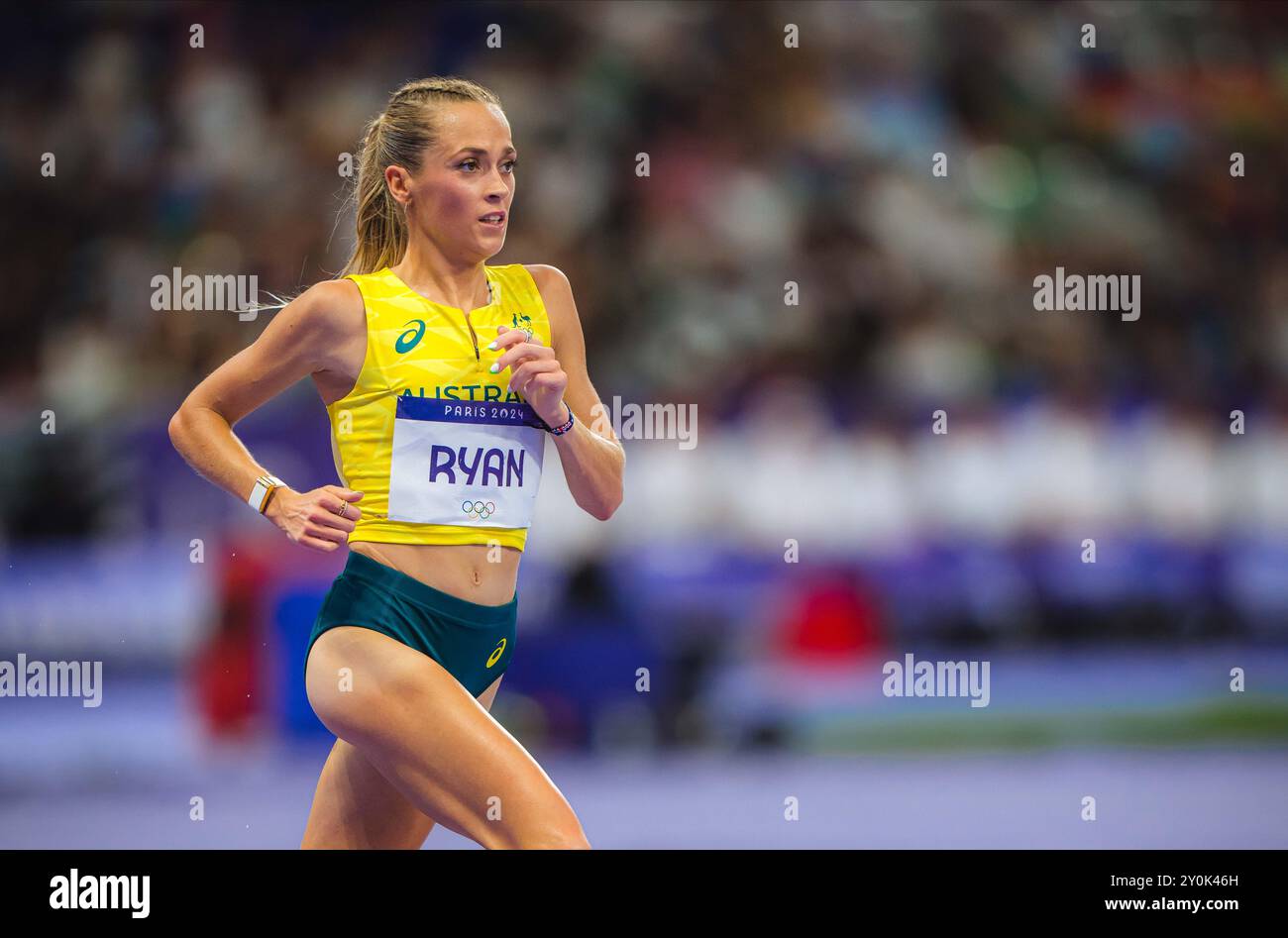 Lauren Ryan participating in the 5000 meters relay at the Paris 2024 Olympic Games Stock Photo ...
