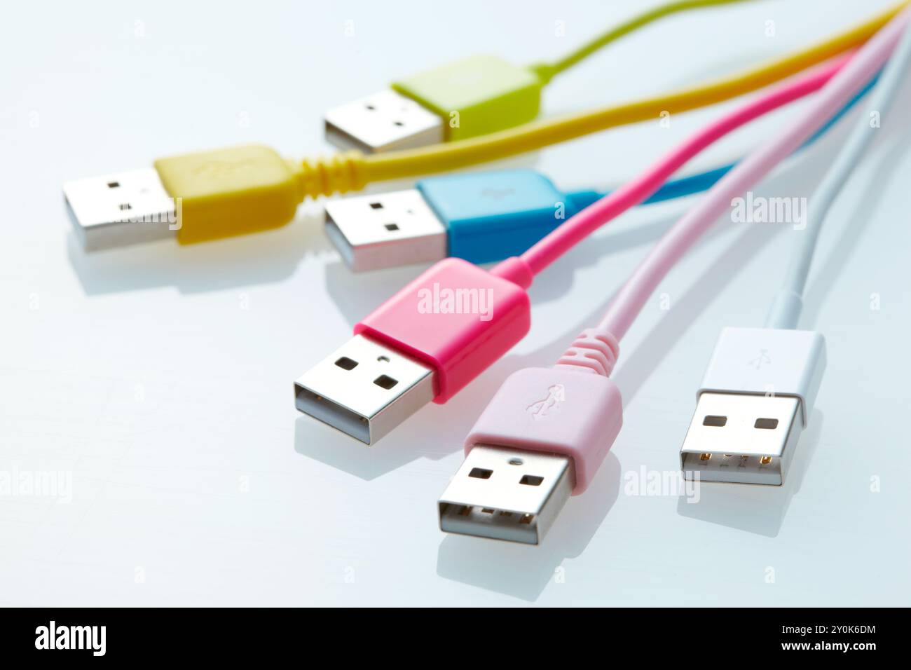 Multiple usb cables hi-res stock photography and images - Alamy