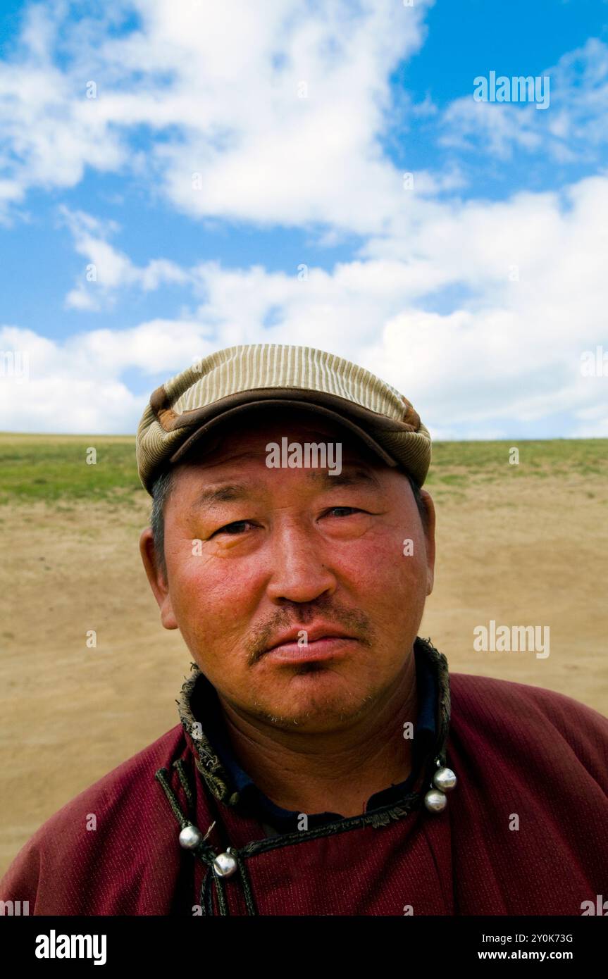 Portrait of a Mongolian man taken in the grasslands near Kharkhorin, Mongolia Stock Photo - Alamy