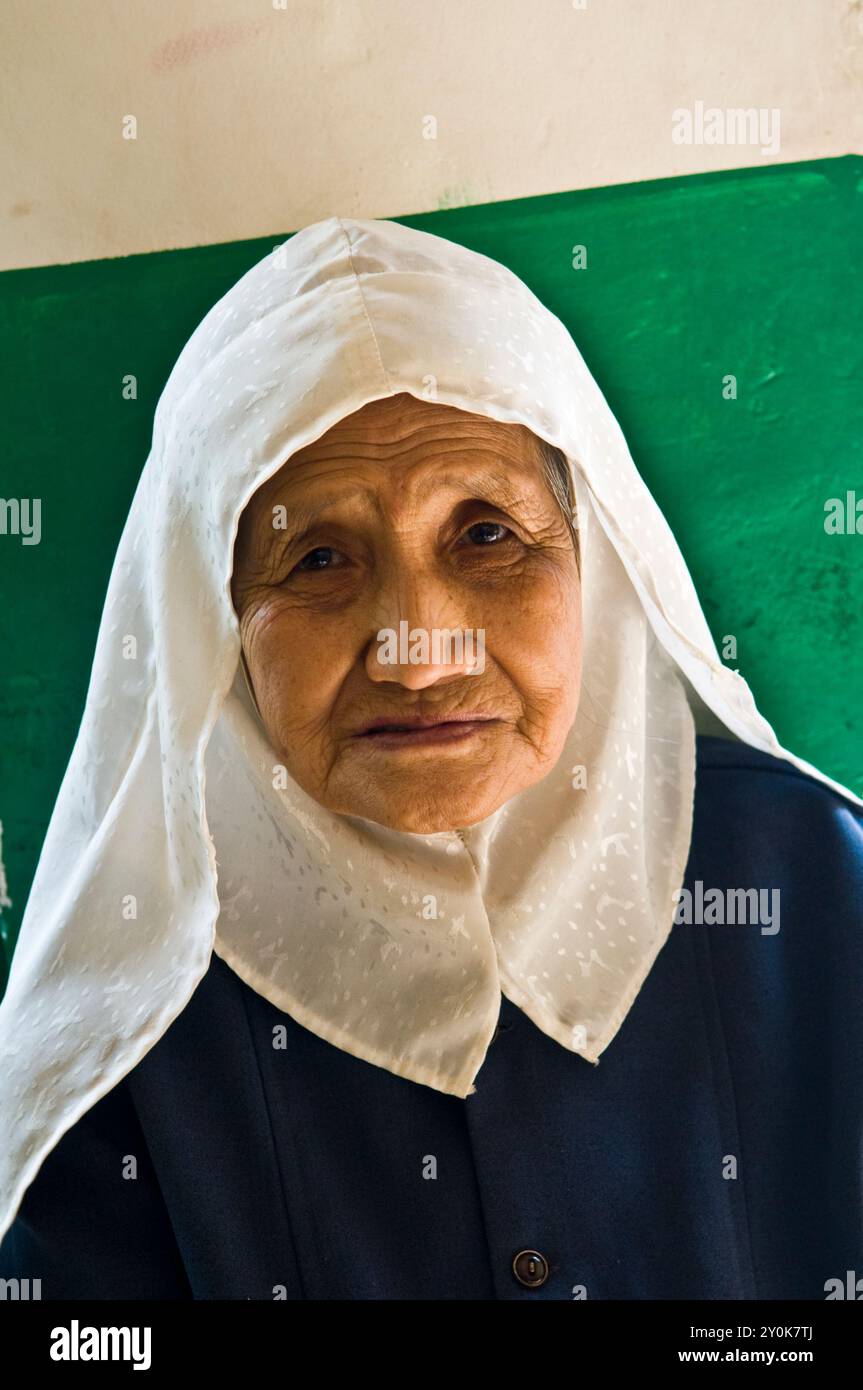 Portrait of a Chinese Muslim woman from South Yunnan province Stock ...