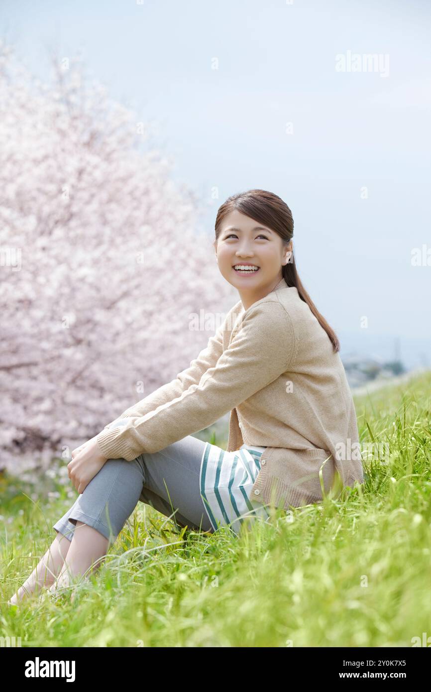 Woman cherry hi-res stock photography and images - Alamy