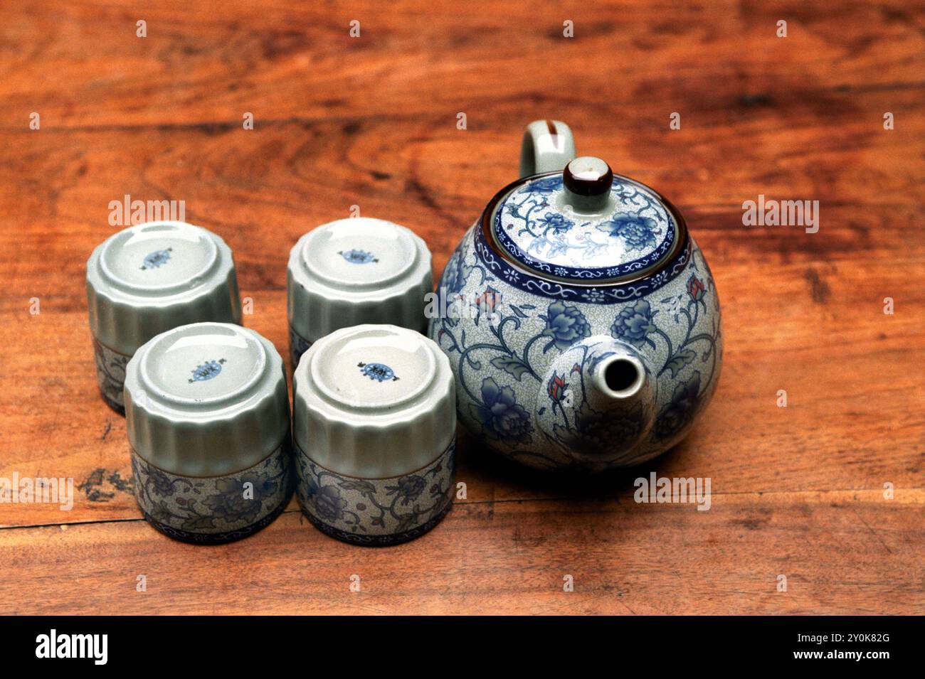 Traditional Chinese Tea Set Stock Photo Alamy