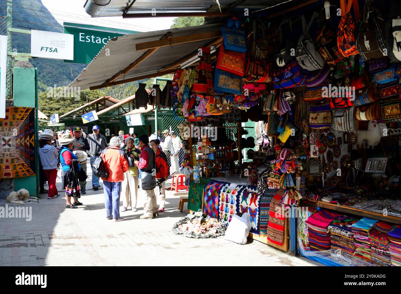 Souvenir shop machu picchu peru hi-res stock photography and images - Alamy