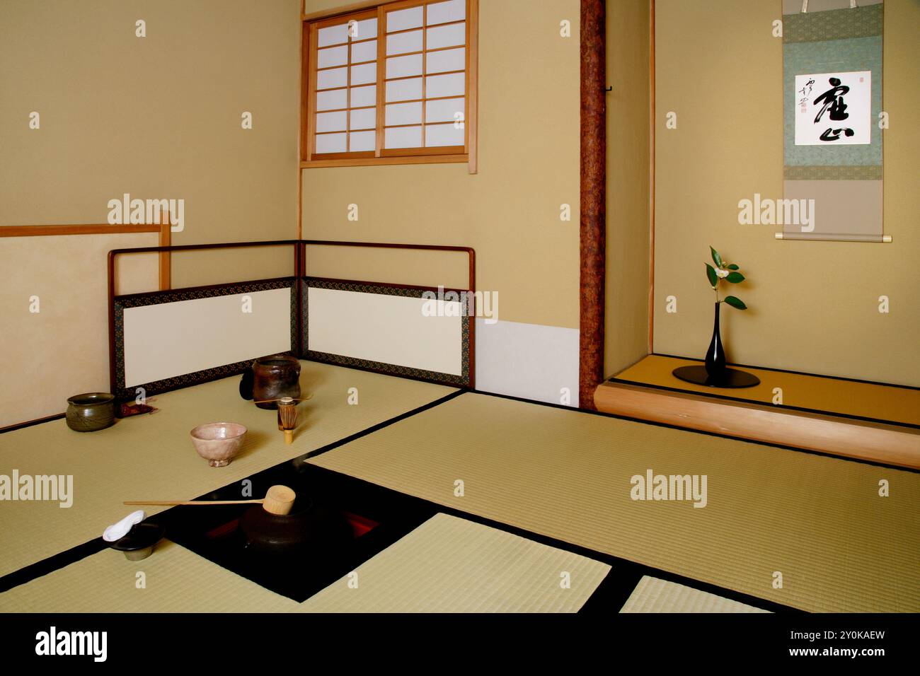 Teaware that were placed in the chashitsu Stock Photo - Alamy
