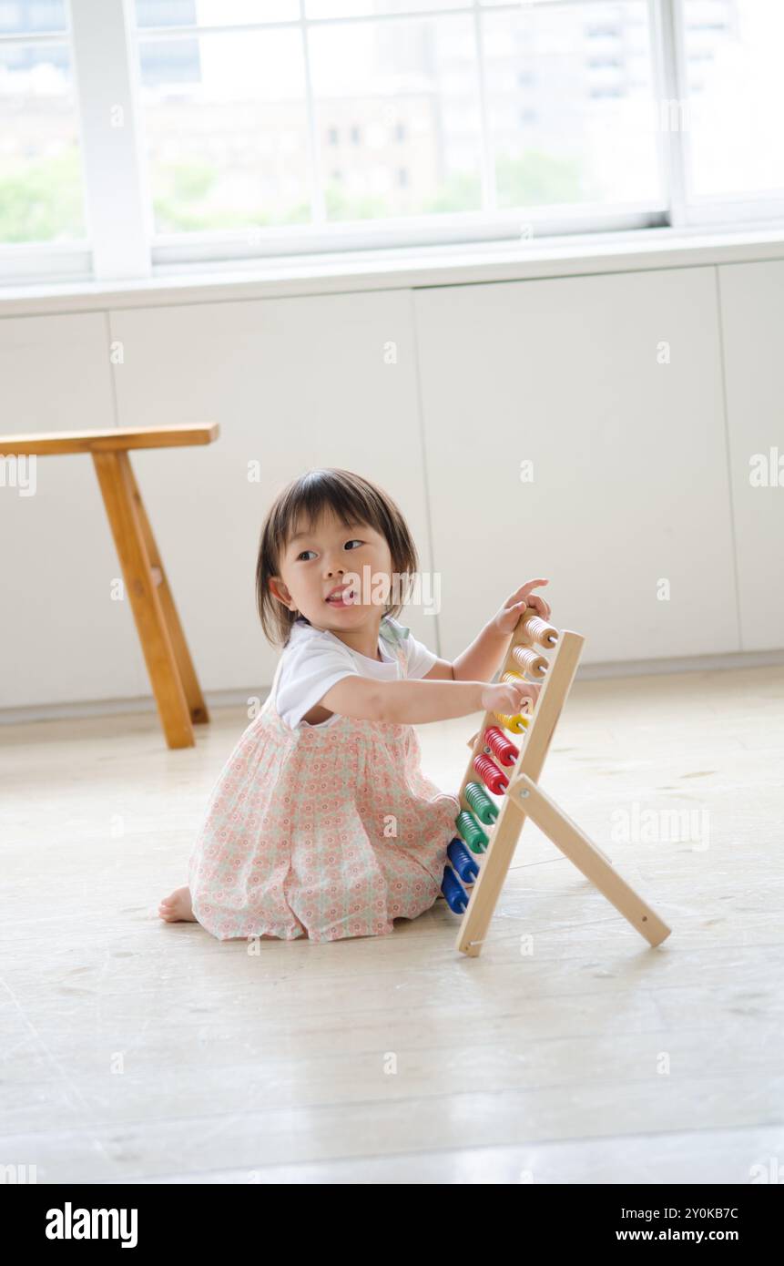 100 ball abacus hi-res stock photography and images - Alamy