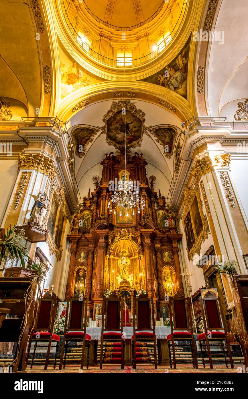 Iglesia de Santo Tomas y de San Felipe Neri (Church of Saint Thomas and ...