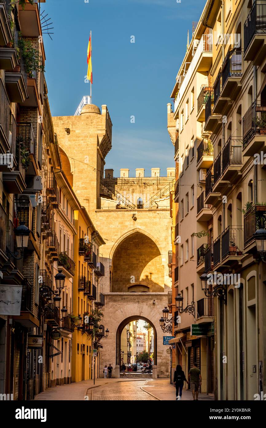 Torres de Quart, Placa de Santa ursula, Valencia, Spain Stock Photo - Alamy