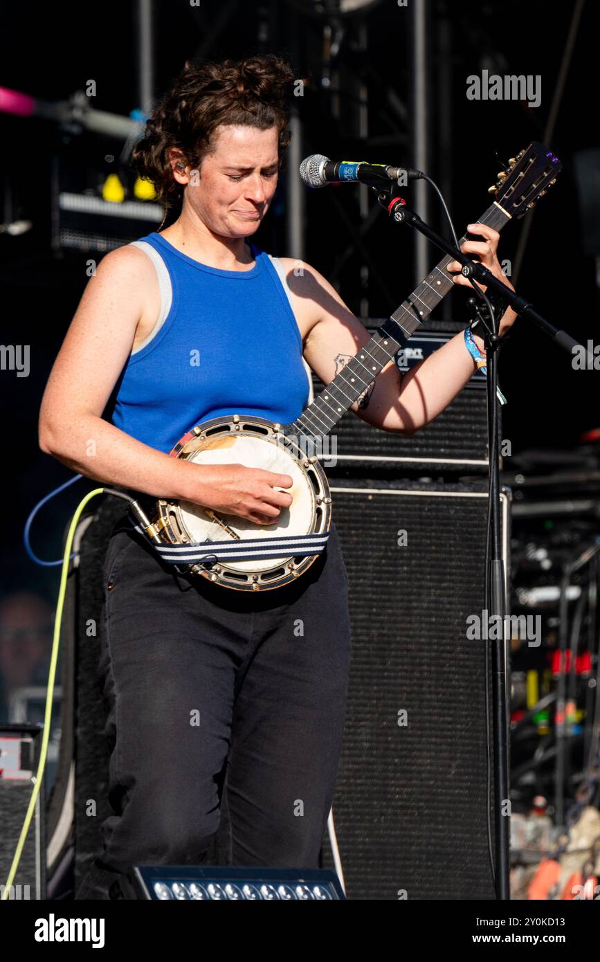 KATE STABLES, THIS IS THE KIT, CONCERT, 2024: Kate Stables the leader ...