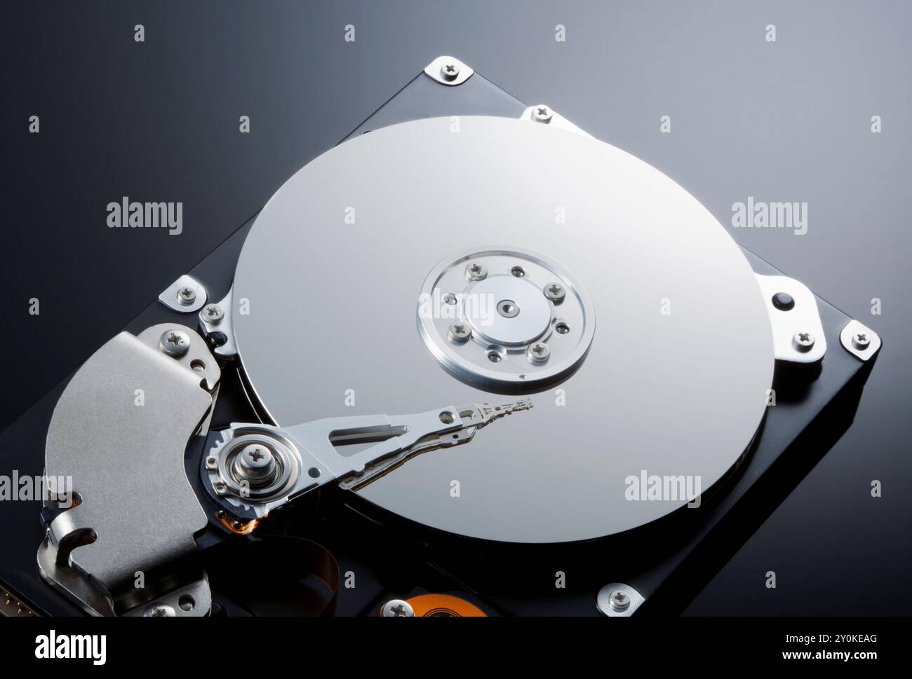 Hard disk 1 hi-res stock photography and images - Alamy