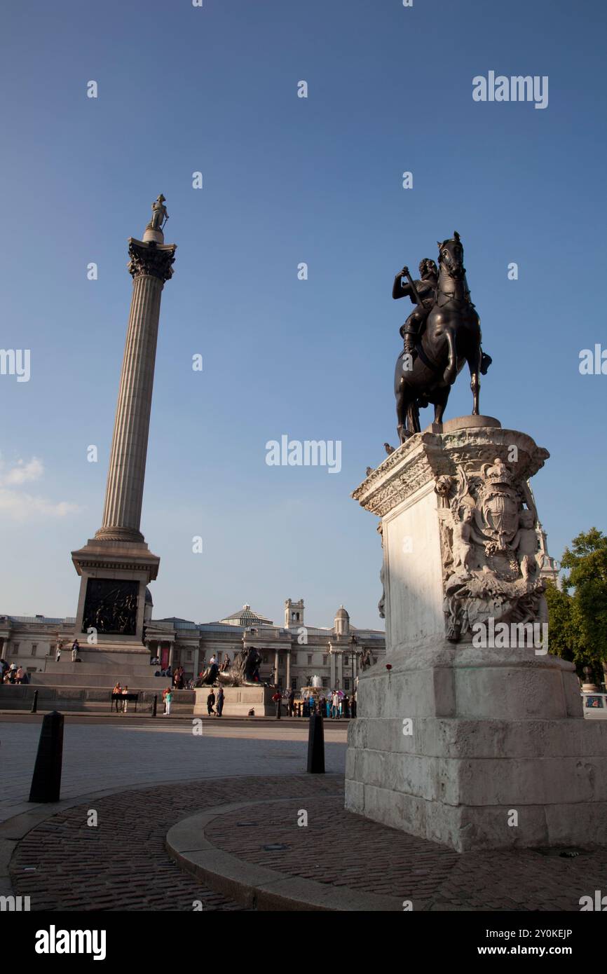 Statue of Admiral Nelson and King Charles at Trafalgar Square Stock ...