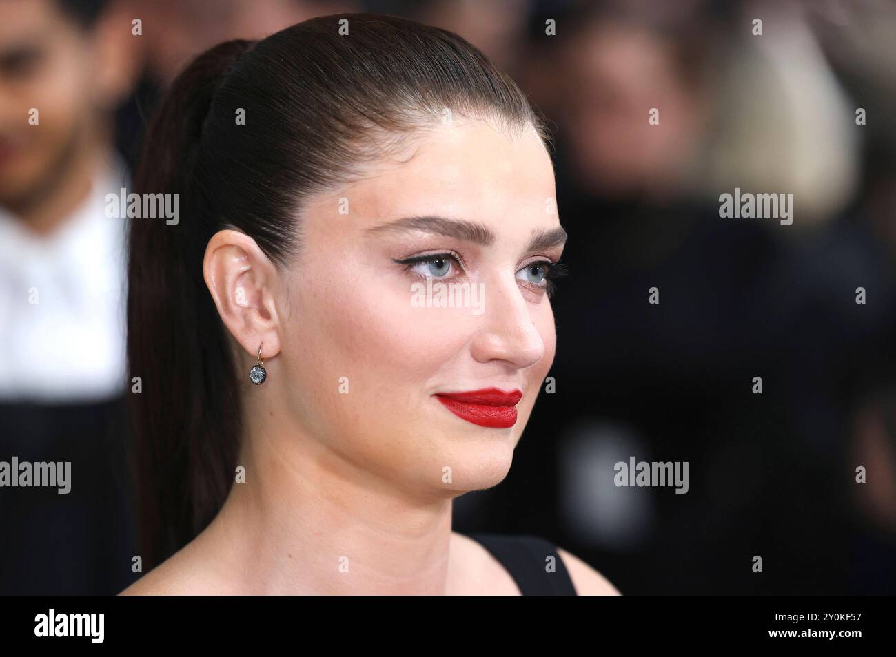 Eve Hewson bei der Premiere der Netflix Mini-Serie The Perfect Couple ...