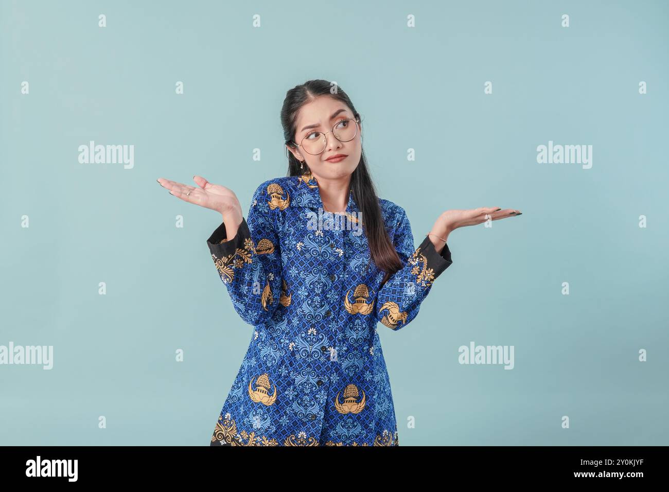 Confused government worker woman hi-res stock photography and images ...