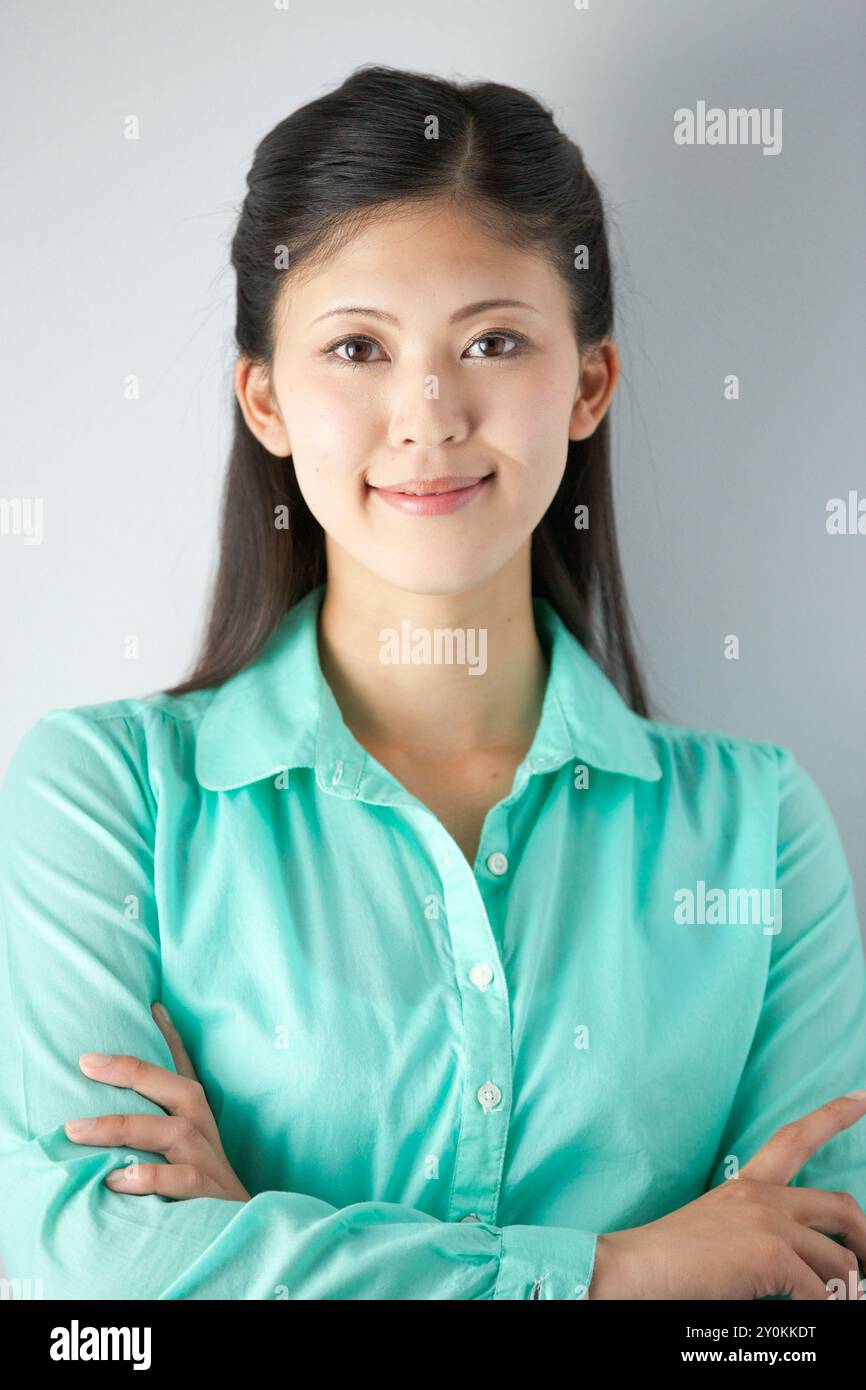 Women in their 20s Stock Photo - Alamy
