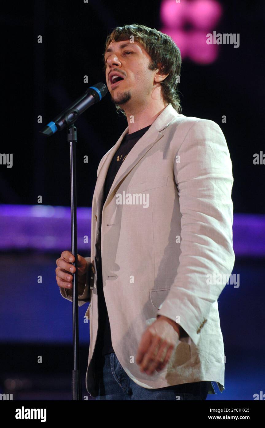 Milan Italy 29/05/2004: Neffa , Italian singer, during the television ...