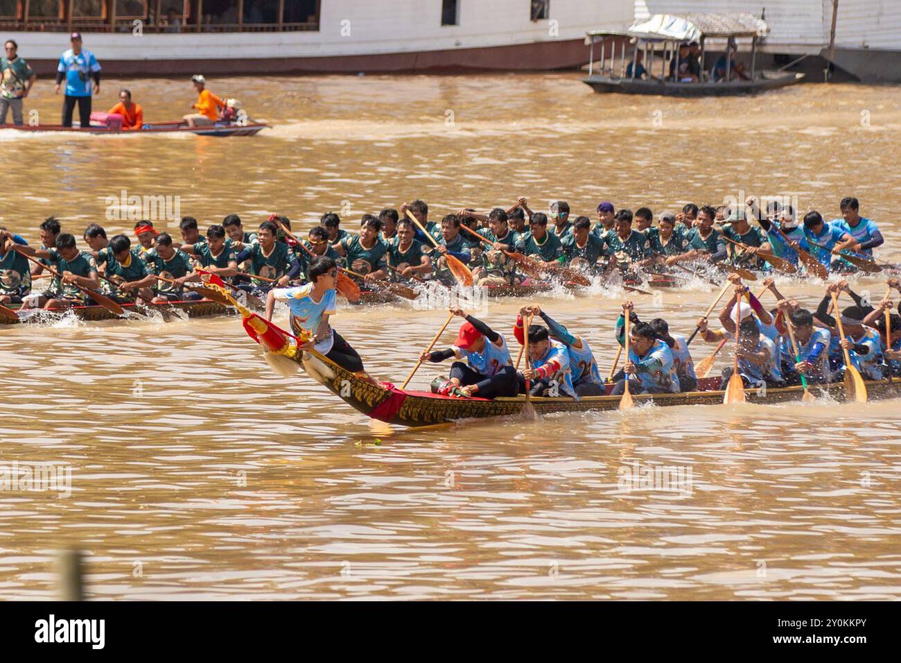 Luang Prabang, Laos. 2nd Sep, 2024. People participate in an annual ...
