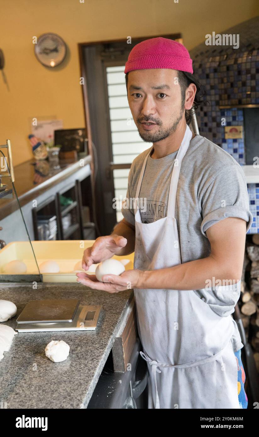 Craftsman people hi-res stock photography and images - Alamy