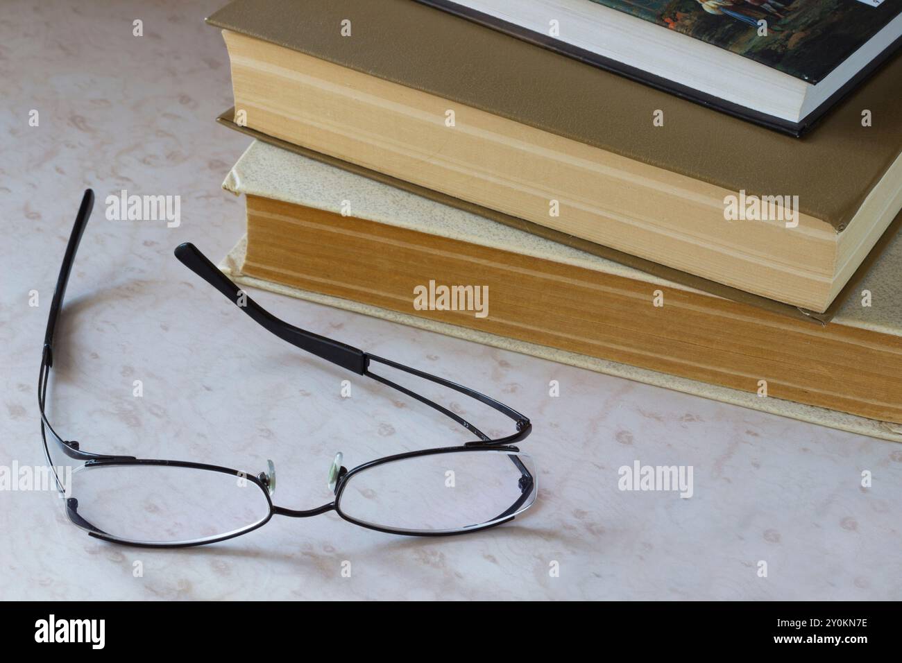 Desktop computer phone line hi-res stock photography and images - Alamy