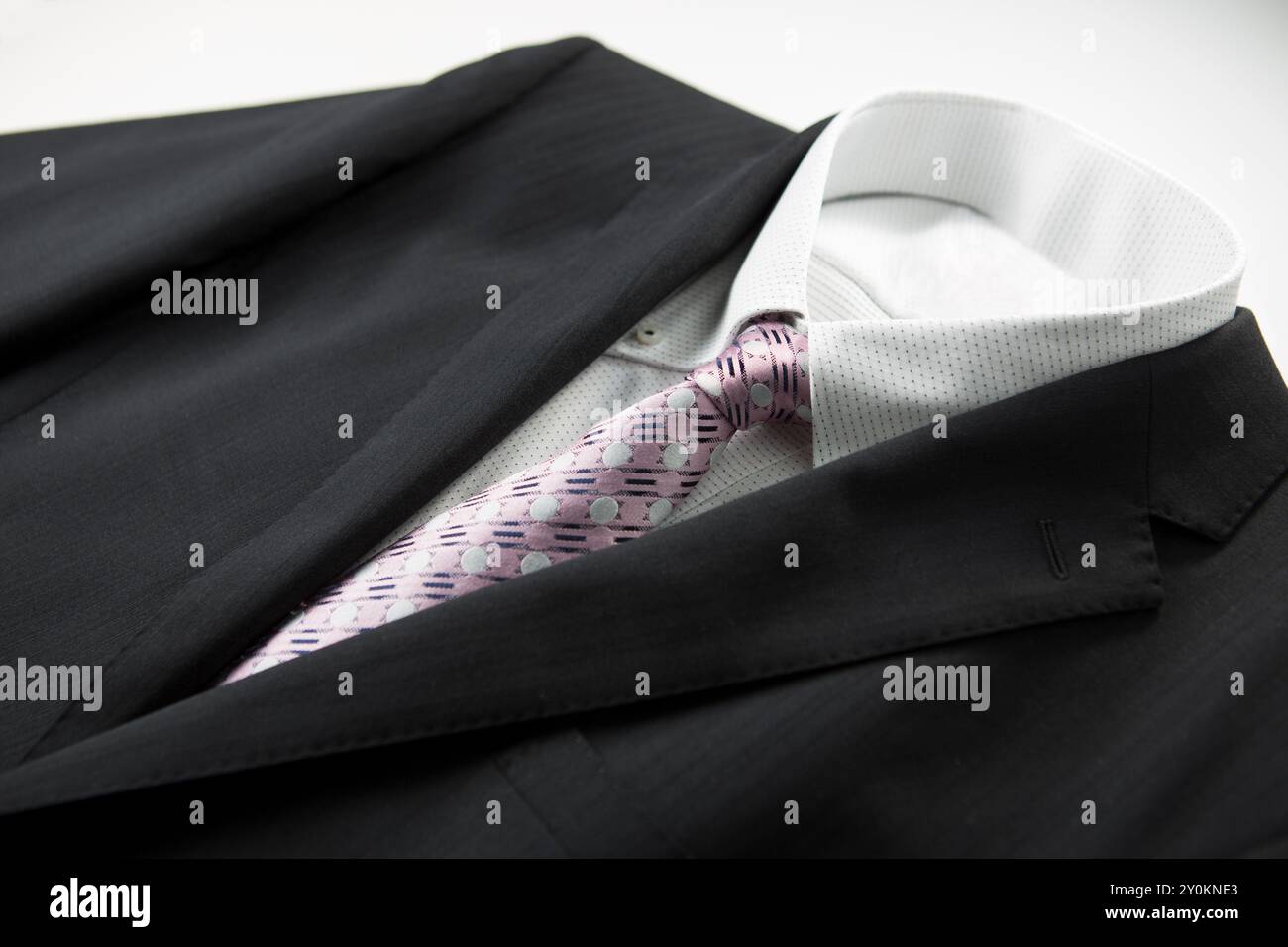 Back suit hi-res stock photography and images - Alamy