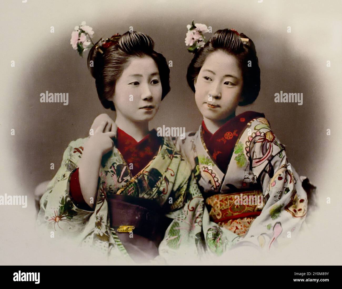 Two Girls 1885 By Seibei Kajima, active in the Meiji period (1868—1912 ...