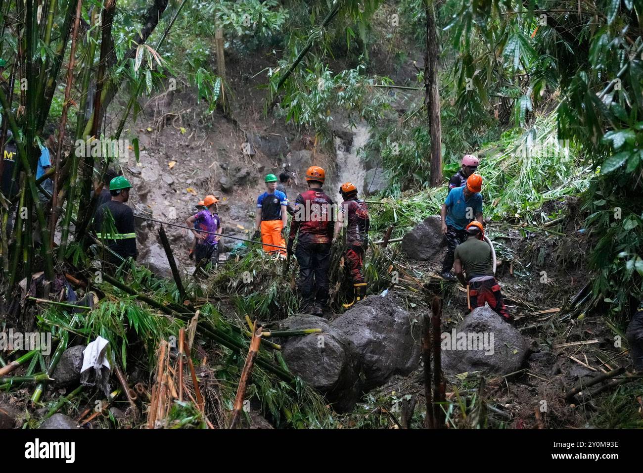 Rescuers continue search and rescue operations for missing residents ...