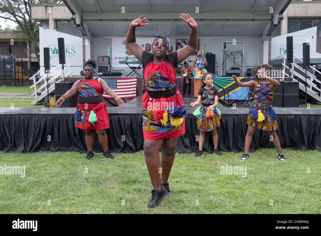 Girls from the Revelators Dance troupe performs at the Wakanda ...