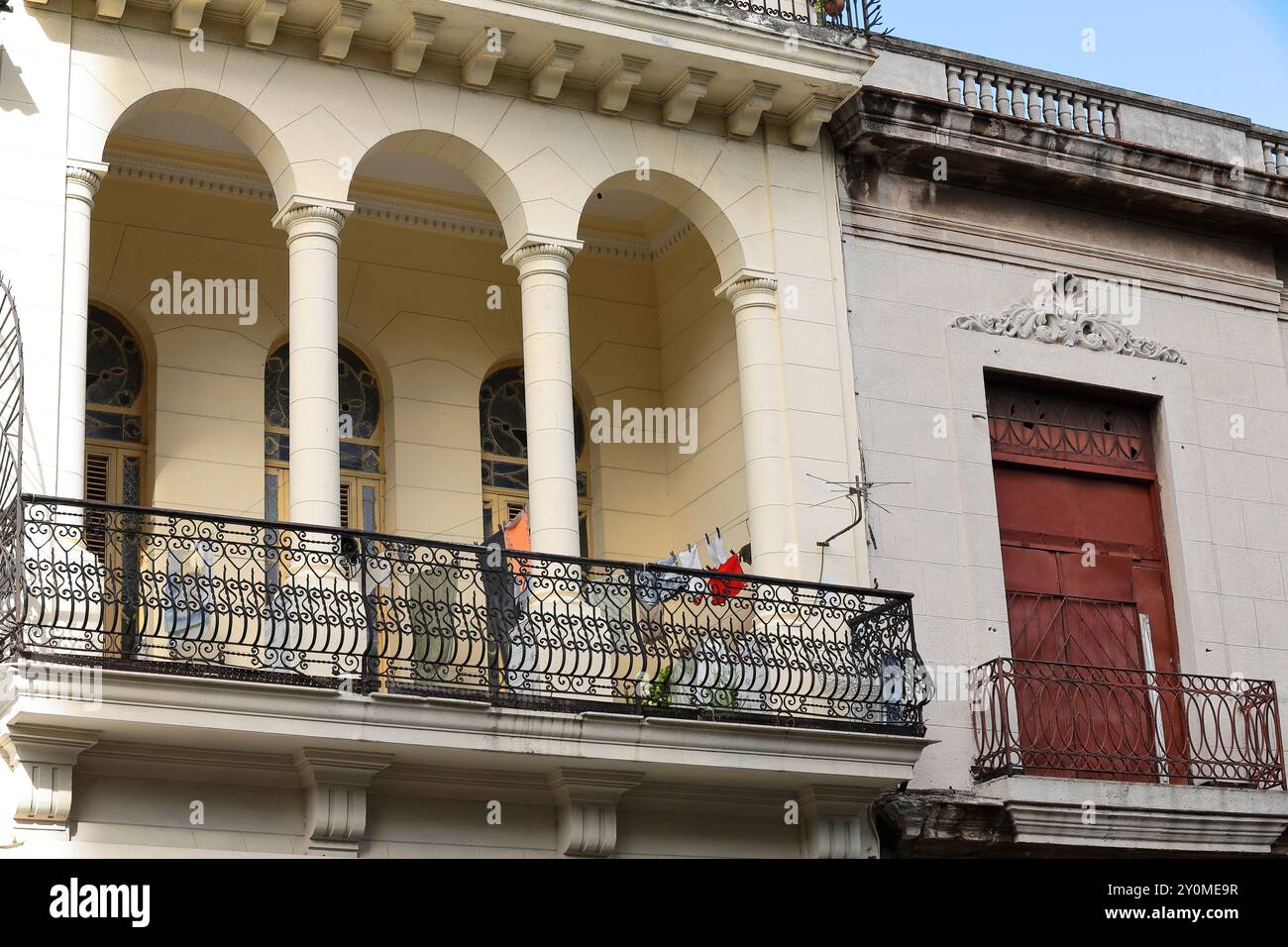 Tenement exterior 1900s hi-res stock photography and images - Alamy