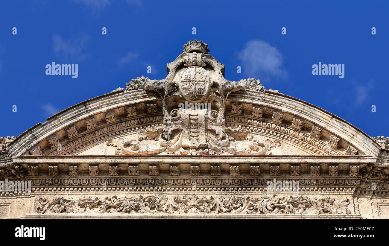 677 Top floor pediment of a neo-Renaissance style building from 1914 on ...