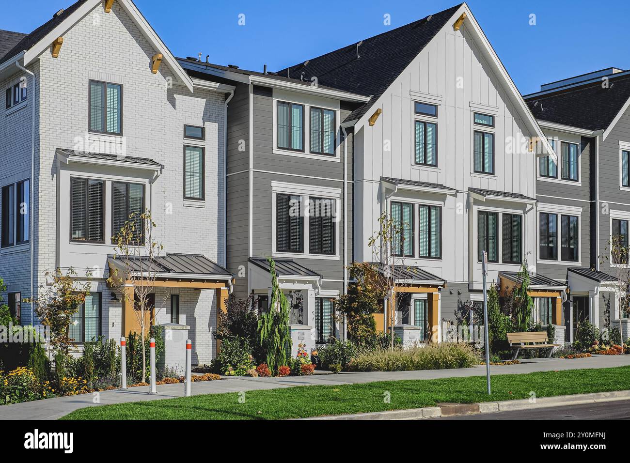 New Modern house Apartment Buildings in Vancouver BC. Canadian modern ...