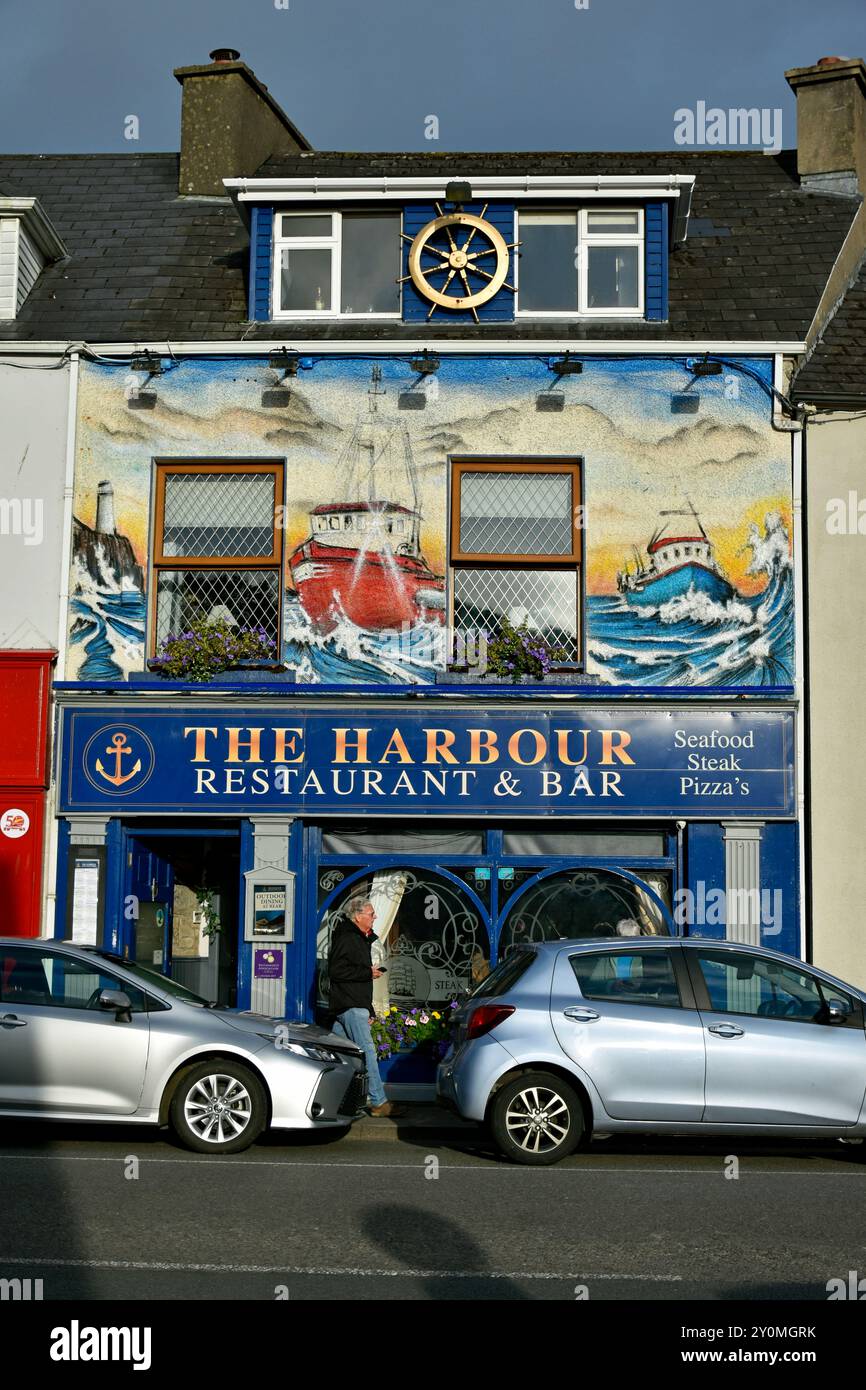 Harbour restaurant bar donegal hi-res stock photography and images - Alamy