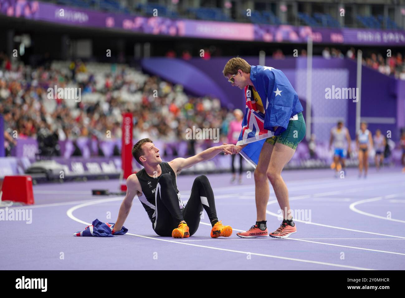 Gold medalist Australia's James Turner, right, and silver medalist New ...