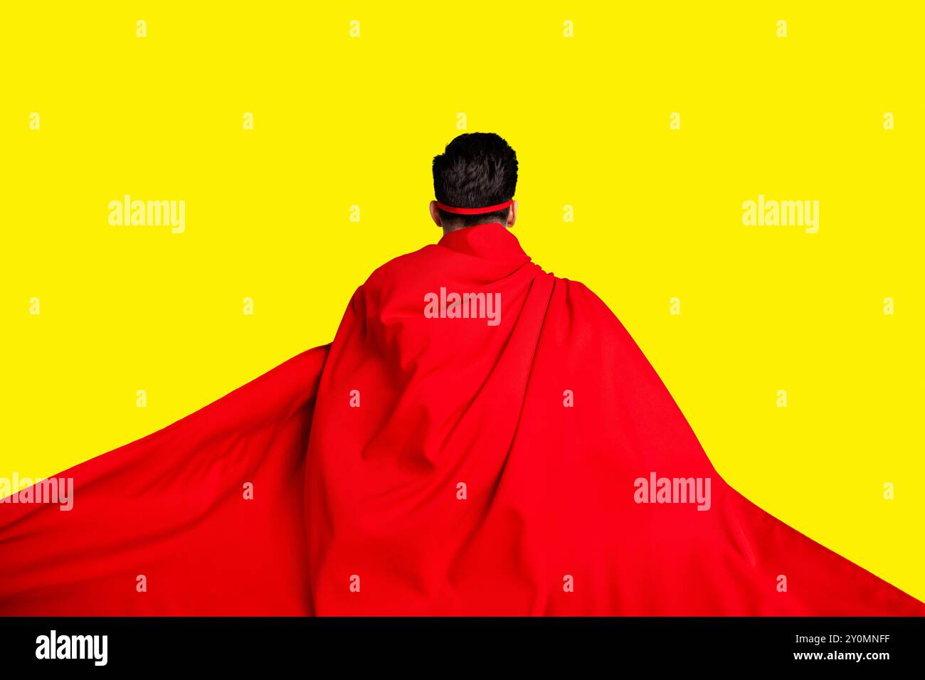 Man cape hiding face hi-res stock photography and images - Alamy