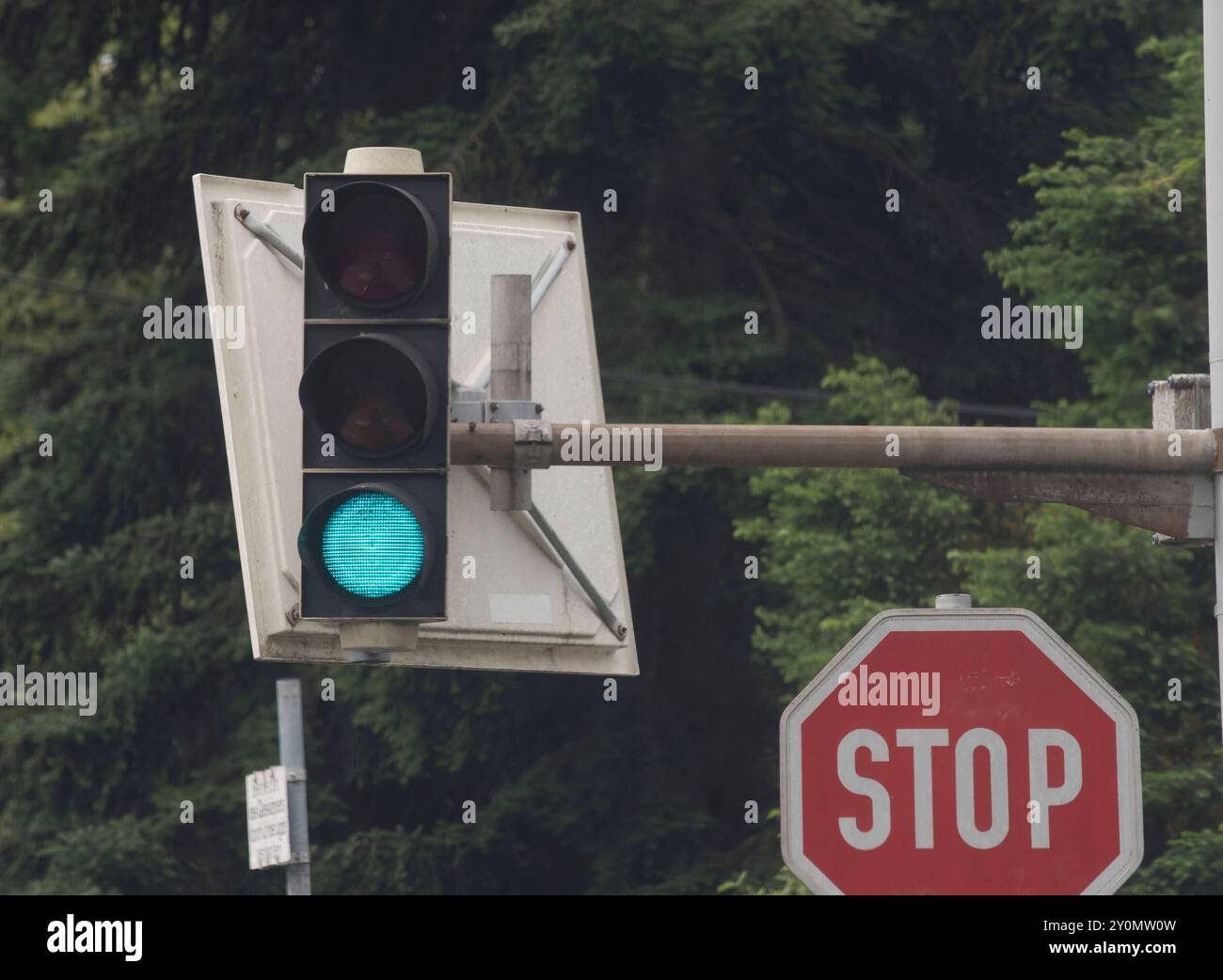 traffic management and road signs, visual information and warnings in ...