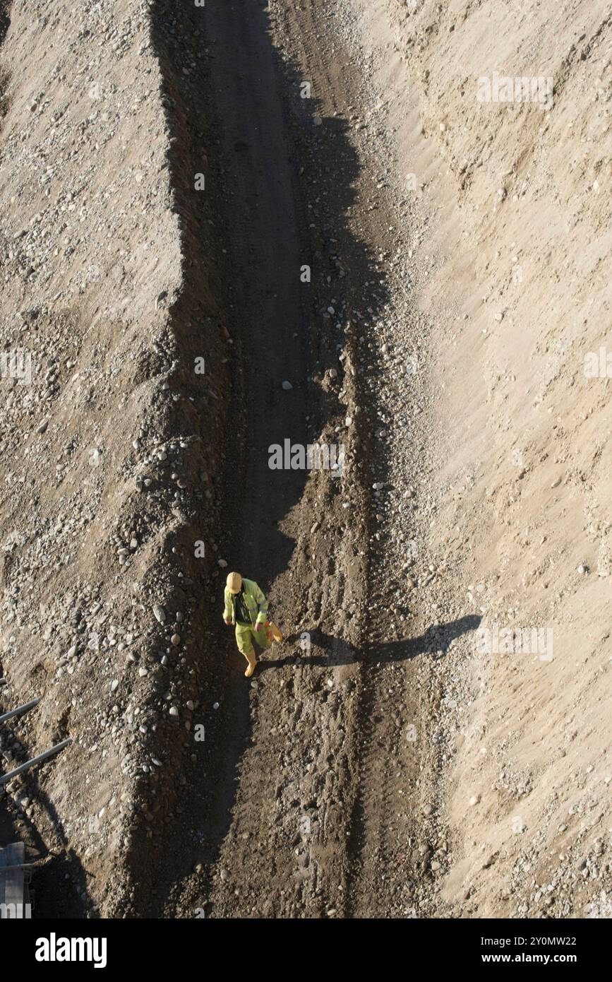 traffic management and road signs, visual information and warnings in ...