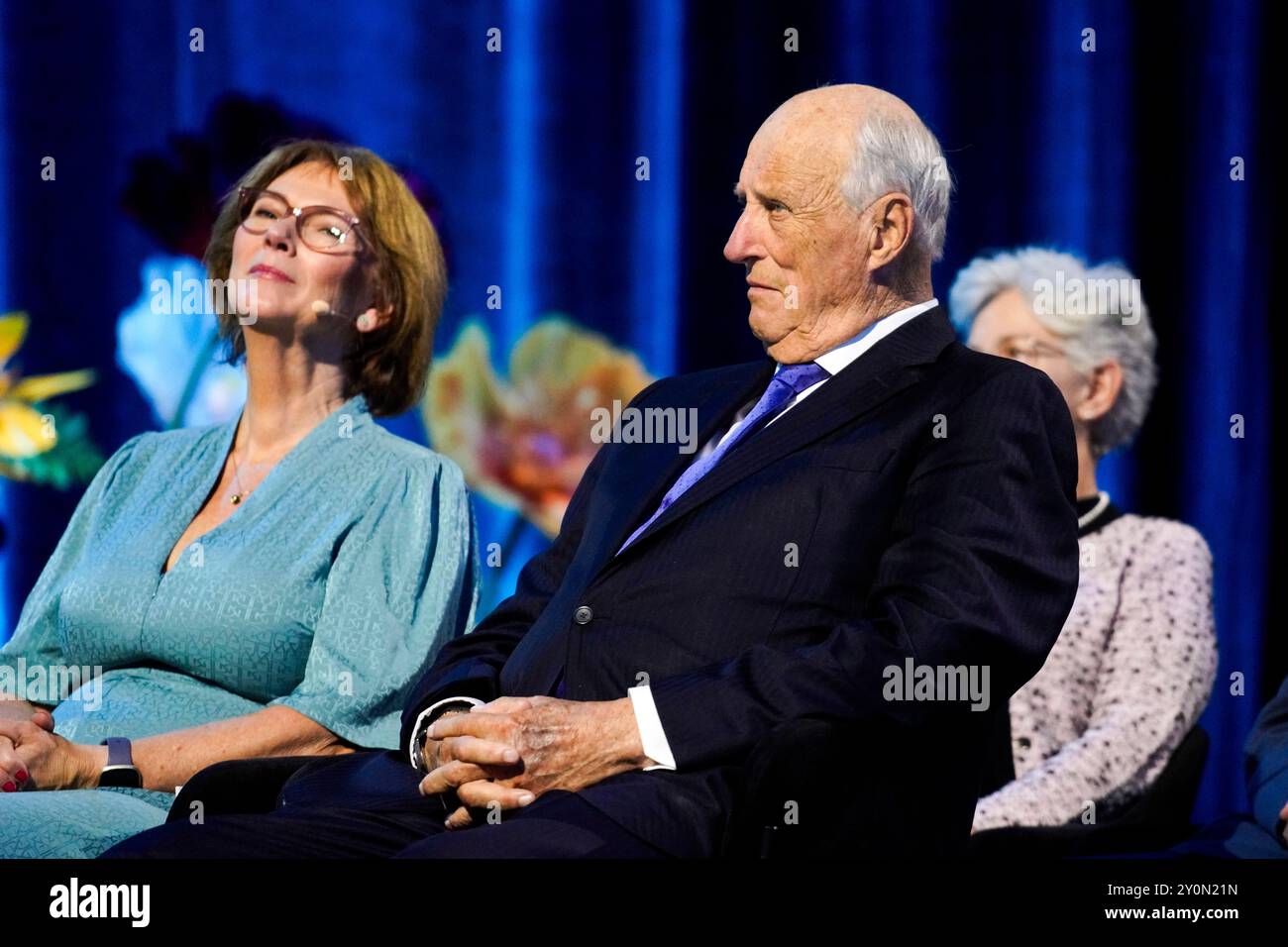 Oslo 20240903. Norwegian King Harald awards the Kavli prize 2024 to ...