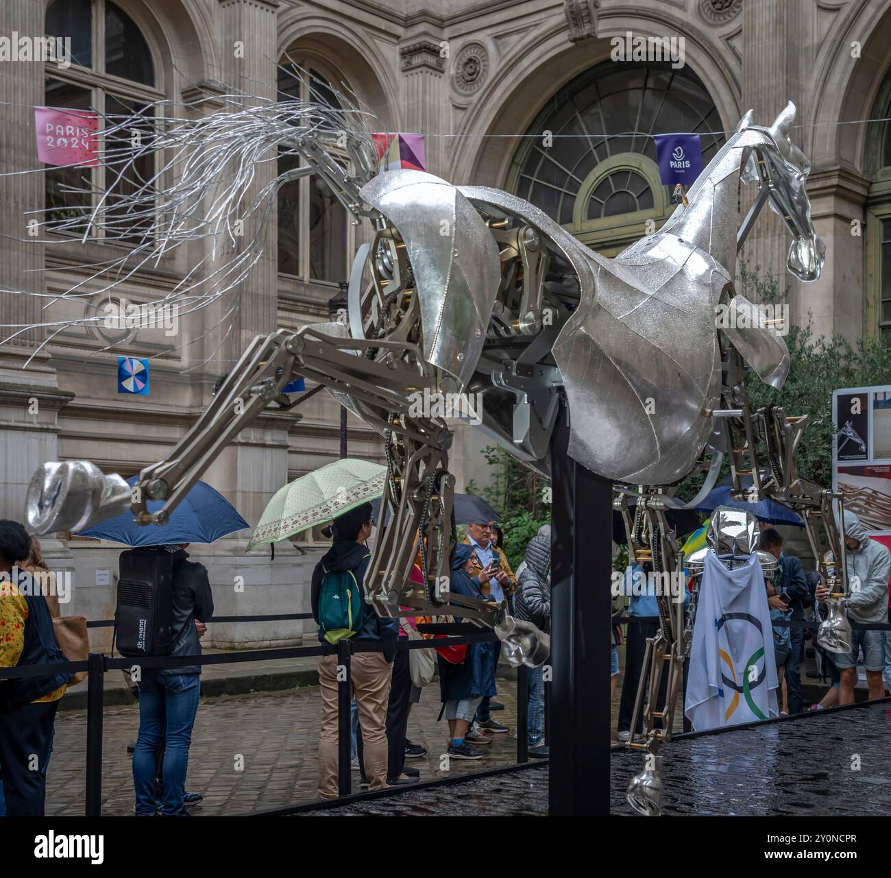 Paris, France - 08 30 2024: Paris city hall. Exhibition of Zeus, the metal horse from the ...