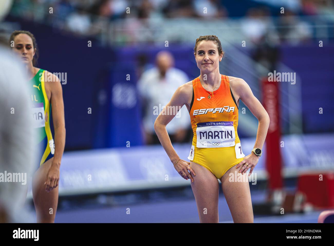 Lorena Martin participating in the 800 meters at the Paris 2024 Olympic ...