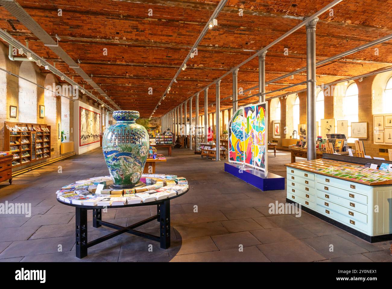 Artwork saltaire hi-res stock photography and images - Alamy